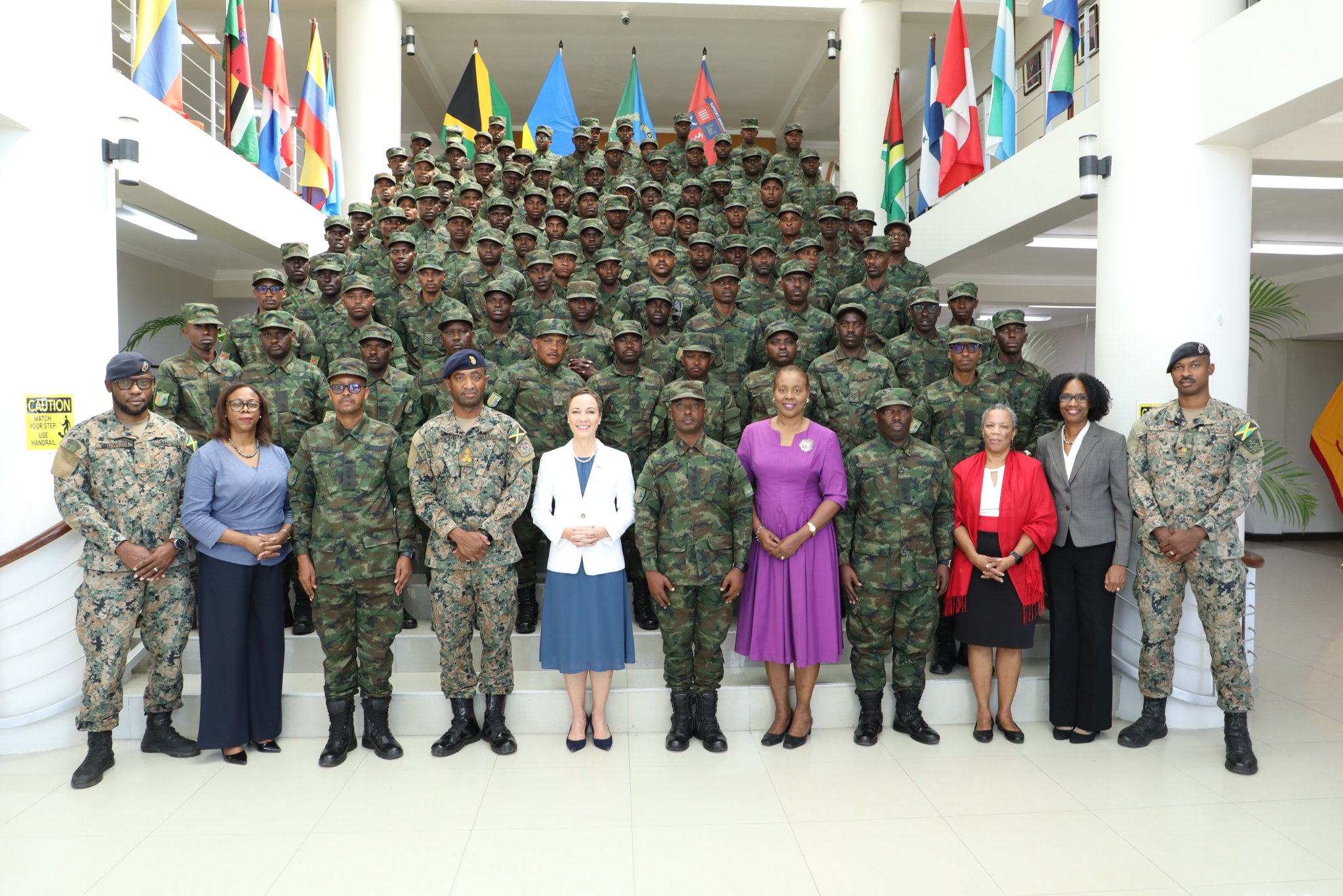 » Ingabo z’u Rwanda zakiranywe urugwiro muri Jamaica (AMAFOTO) ImvahoNshya